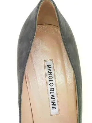 Manolo Blahnik Suede Pointed-toe Pumps