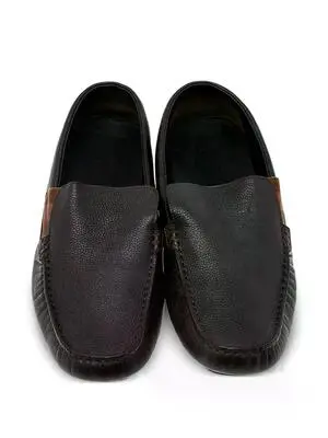 Gucci Grained Leather Slip-on Loafers With Web Detail
