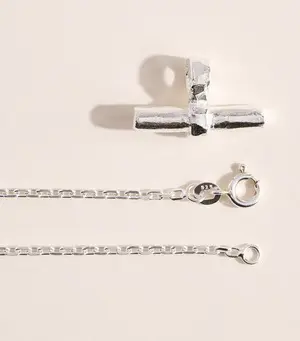 THE OUZE Sterling T-bar Necklace