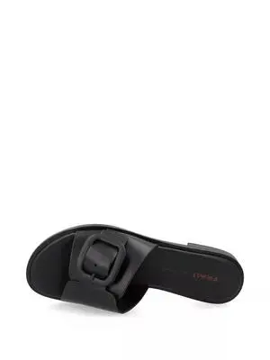 FRAU Crossover Strap Buckled Flat Sandals