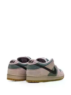 Nike Sb Dunk Suede Sneakers