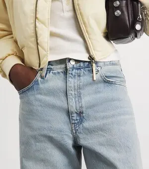 FRAME The Bow High-rise Barrel-leg Jeans