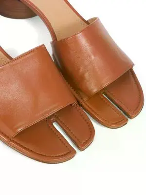 MAISON MARGIELA Tabi Leather Mules - Brown