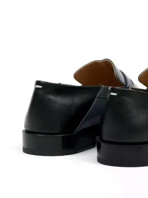 MAISON MARGIELA Tabi Leather Loafers - Grey