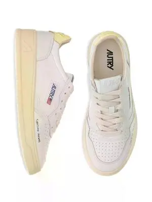 AUTRY Medalist Leather Sneakers