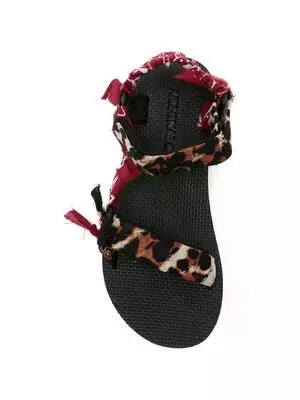 ARIZONA LOVE Trekky Leopard Print Bandana Sandals
