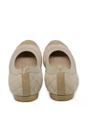STUART WEITZMAN Quilted Ballet Flats