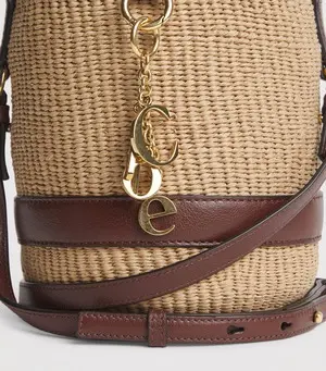 Chloé Raffia Charms Bucket Bag - Brown