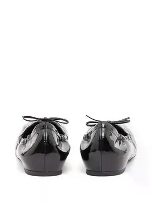 Valentino Garavani Vlogo Signature Patent-leather Ballerinas