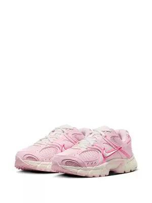 Nike V5 Rnr Lace-up Sneakers - Pink