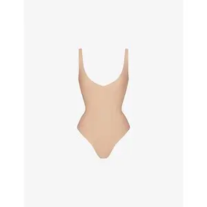SKIMS Body Plunge Bodysuit - Clay