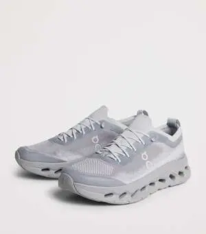 On Cloudtilt Trainers - Grey