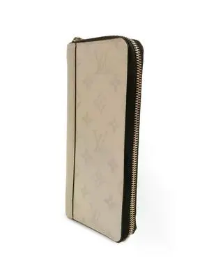 LOUIS VUITTON Taigarama Zippy Wallet