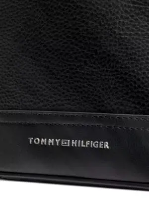 Tommy Hilfiger Logo Plaque Shoulder Bag