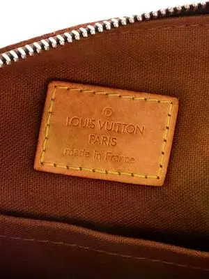 LOUIS VUITTON Monogram Canvas Pm Shoulder Bag