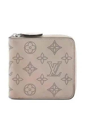 LOUIS VUITTON Zippy Compact Wallet Mahina Leather Small Wallets - Neutrals