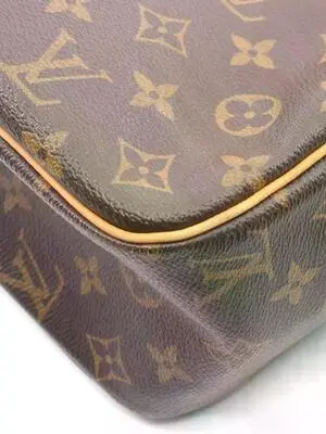 LOUIS VUITTON Monogram Canvas Cite Gm Shoulder Bag - Brown
