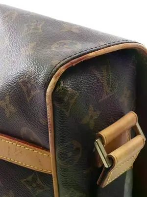LOUIS VUITTON 2004 Monogram Crossbody Bag