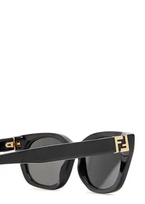 Fendi Narrow Cat-eye Sunglasses