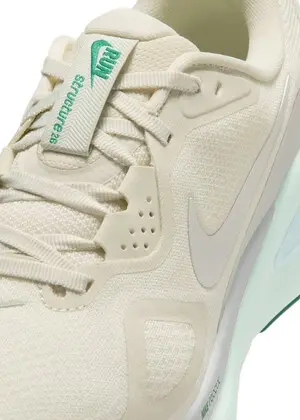 Nike Structure 26 Sneakers - Silver