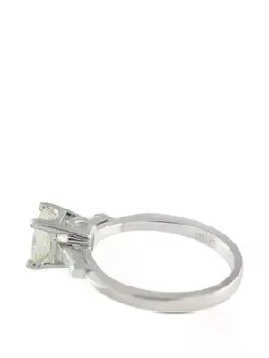 LB EXCLUSIVE Platinum Diamond Ring With Baguette Accents
