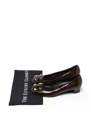 Gucci Patent Leather Pumps With Gold-tone Stud Embellishments
