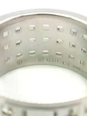 Gucci 18k White Gold Grid-cutout Ring