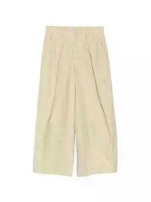 You Must Create Knee Length Pants For Men
