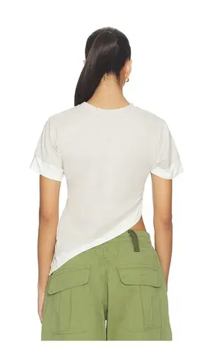 Lioness Apex Tee