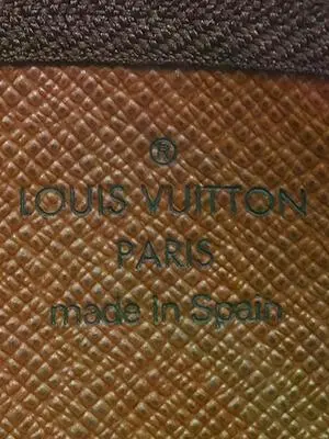 LOUIS VUITTON 2011 Monogram Key Pouch Coin Pouch