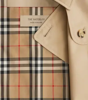 Burberry Waterloo Heritage Trench Coat - Beige