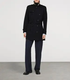 Burberry Short Kensington Trench Coat