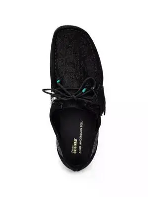 Clarks Wallabee Embroidered Boots - Black