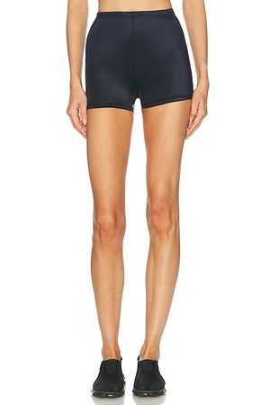 NIKESKIMS Shine Drawcord Short - Obsidian