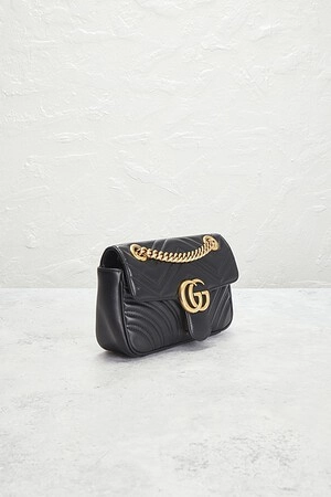 Gucci Mini Gg Marmont Shoulder Bag