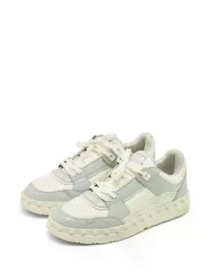 Valentino Garavani Free Dots Sneakers