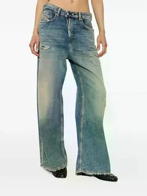 DIESEL® 1996 D-sire-yu Distressed Jeans