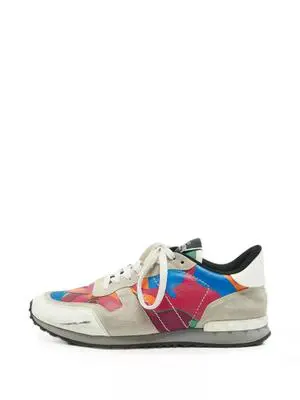 Valentino Garavani Valentino Garavani Rockrunner Camouflage Print Lace-Up Sneakers Grey