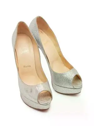CHRISTIAN LOUBOUTIN Very Privé Peep-toe Glitter Pumps - Silver