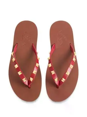 Valentino Garavani Rockstud Calfskin Thong Sandals - Red