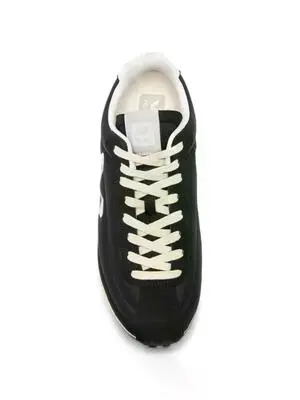 VEJA Panelled Logo Detail Sneakers - Black