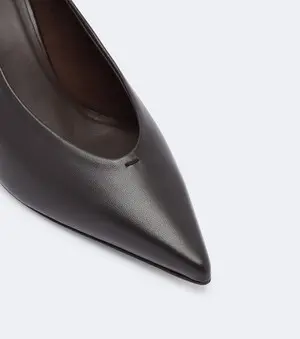 Max Mara Pointed Toe Leather High Heel Pumps
