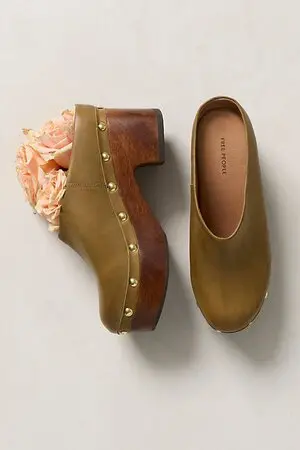 FP COLLECTION Studded Leather Clogs With Wood Platform - Olive
