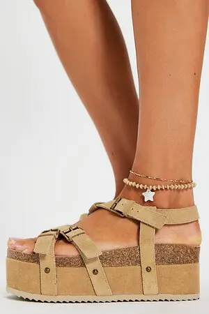 Intentionally Blank Rule Breaker 2.0 Flatform Sandals - Tan