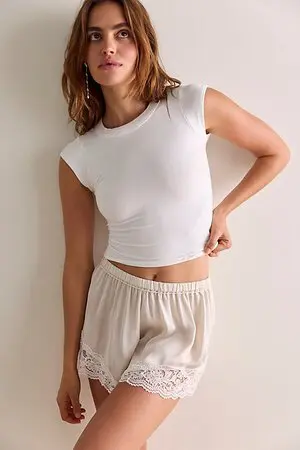 INTIMATELY Satin Lace Trimmed Tap Shorts - Eggshell Combo