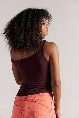 INTIMATELY Asymmetrical Seamless Tank Top - Fp Fudge