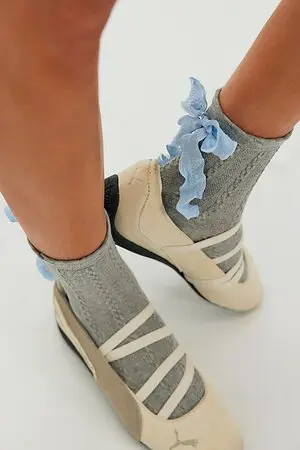 HIGH HEEL JUNGLE Mel Bow Socks - Grey
