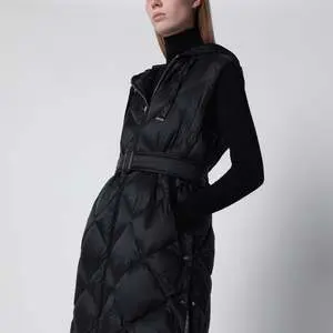 Max Mara Belted Sleeveless Down Jacket - Black