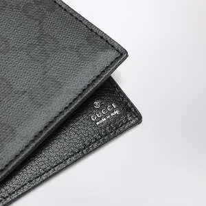 Gucci Essence Classic Bifold Wallet In Gg Canvas - Black