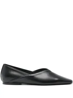 TOTEME Everyday Leather Flats - Black